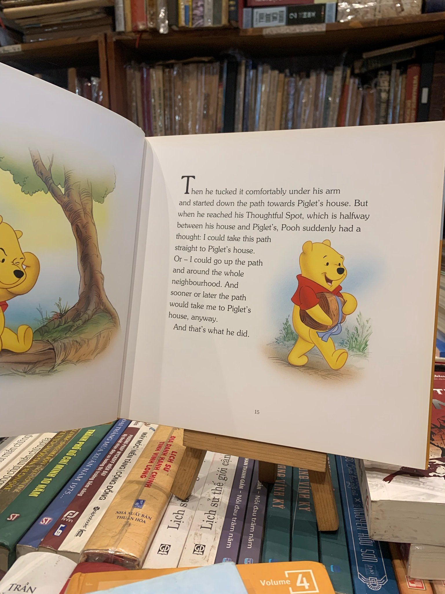 WINNIE THE POOH: STORY BOOK COLLECTION - Disney – Momo Bookstore