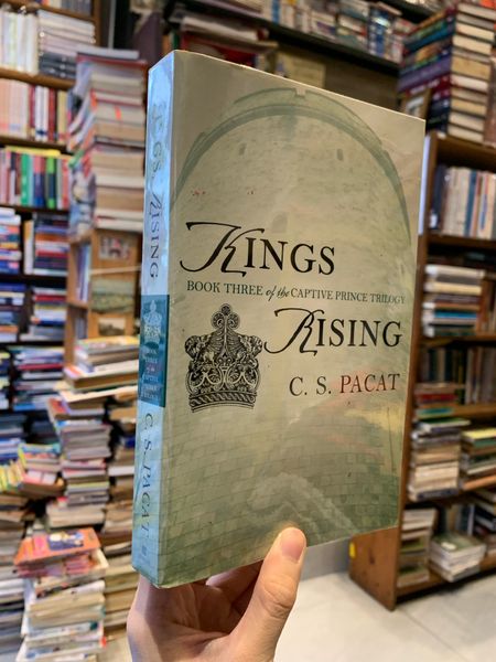 Kings Rising - C. S. Pacat – Momo Bookstore