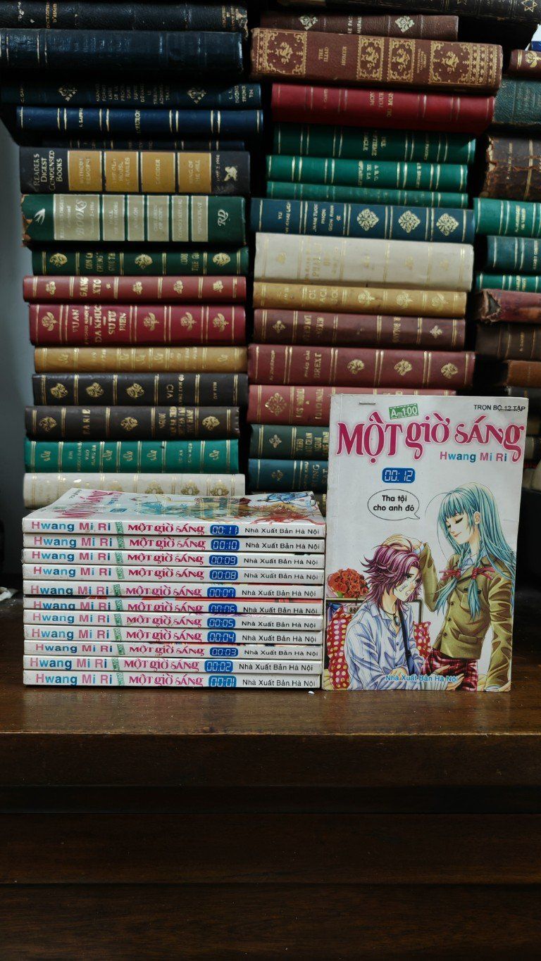 TRUYỆN TRANH MỘT GIỜ SÁNG - HWANG MI RI – Momo Bookstore