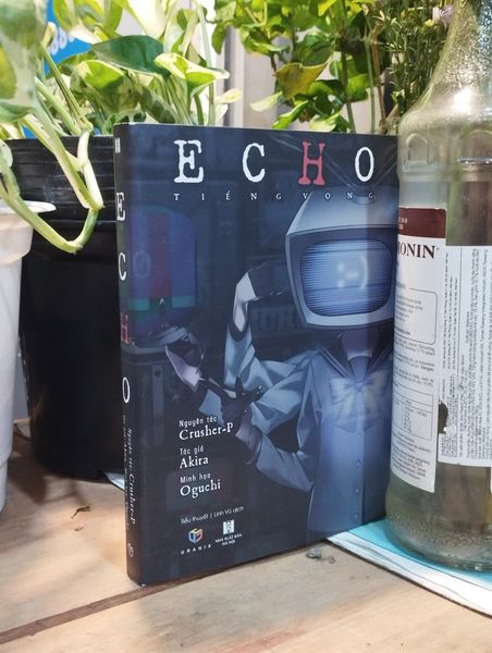 ECHO - Akira – Momo Bookstore