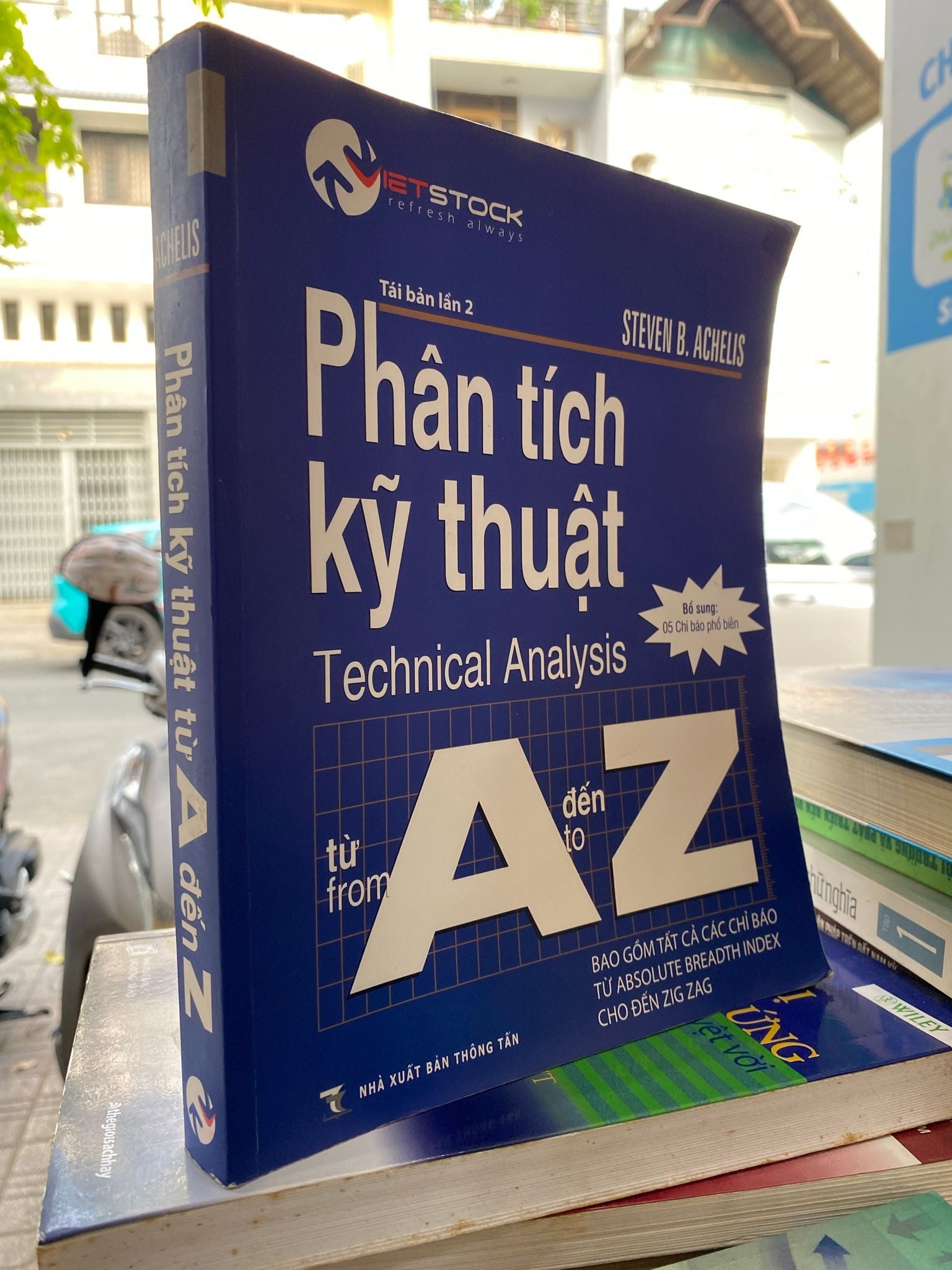 Phân tích kỹ thuật từ A đến Z - Steve B. Achelis – Momo Bookstore