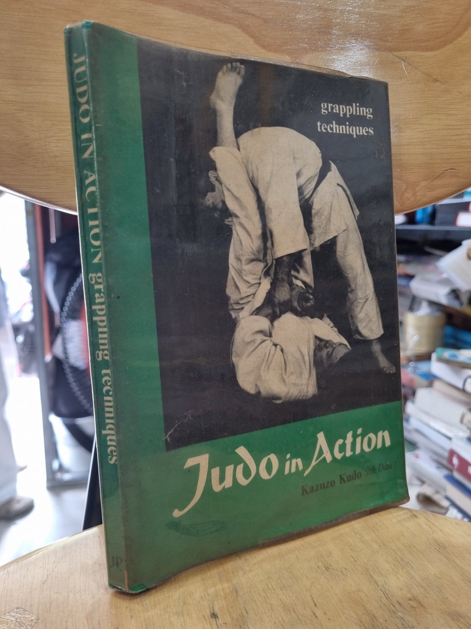 JUDO IN ACTION : GRAPPLING TECHNIQUES - KAZUZO KUDO 9TH DAN – Momo ...