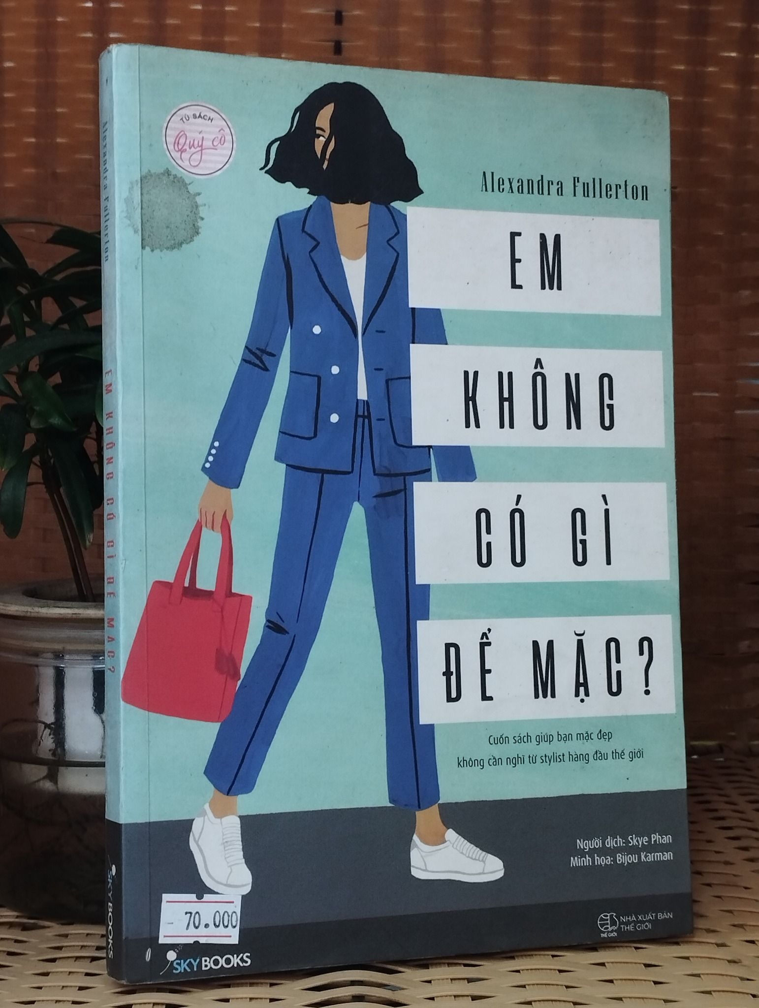 Em không có gì để mặc? - Alexandra Fullerton – Momo Bookstore