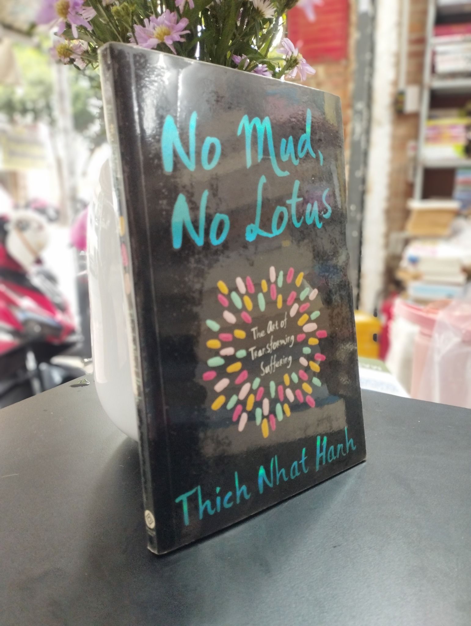 Momo Bookstore