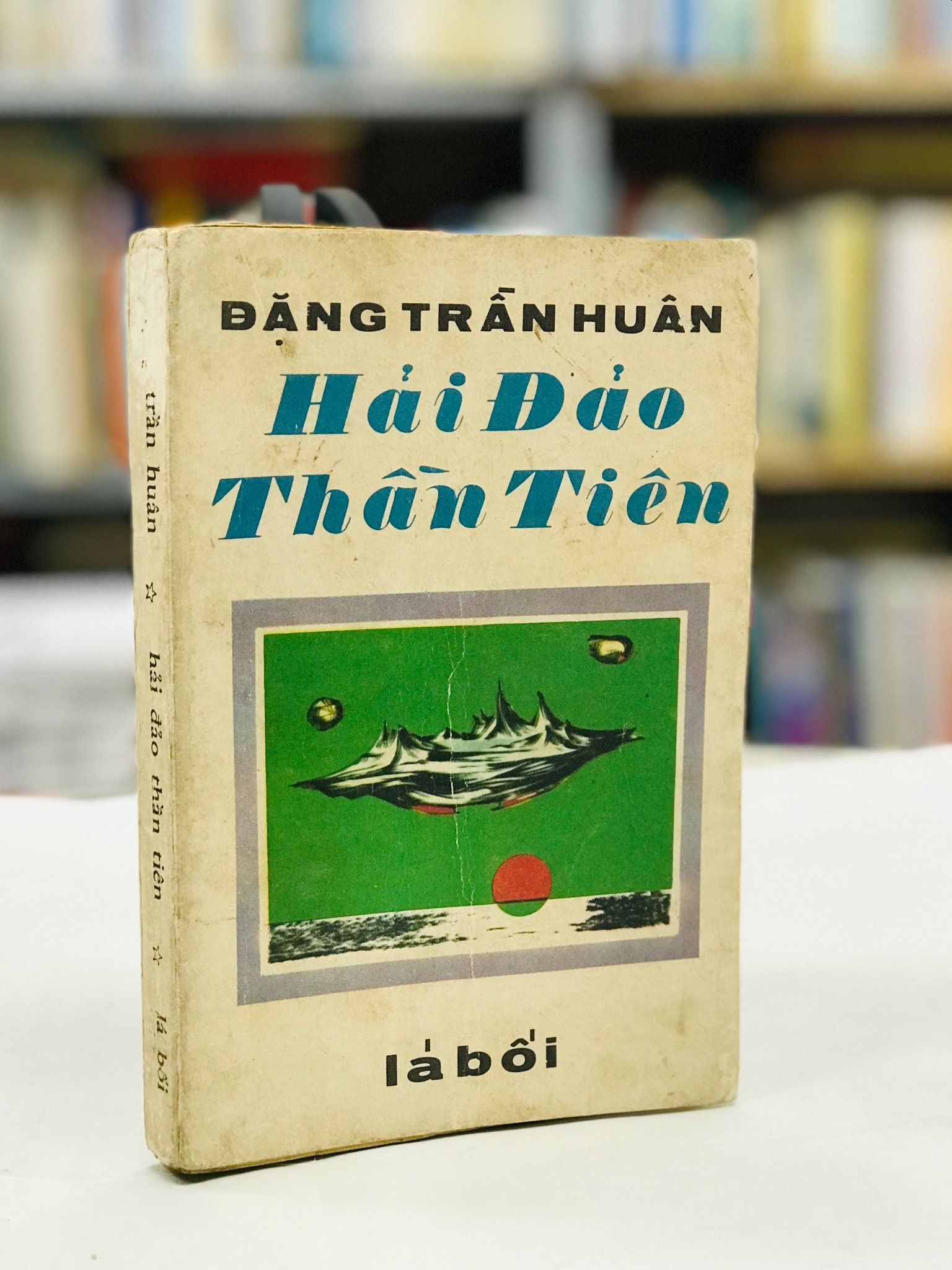 HẢI ĐẢO THẦN TIÊN – Momo Bookstore