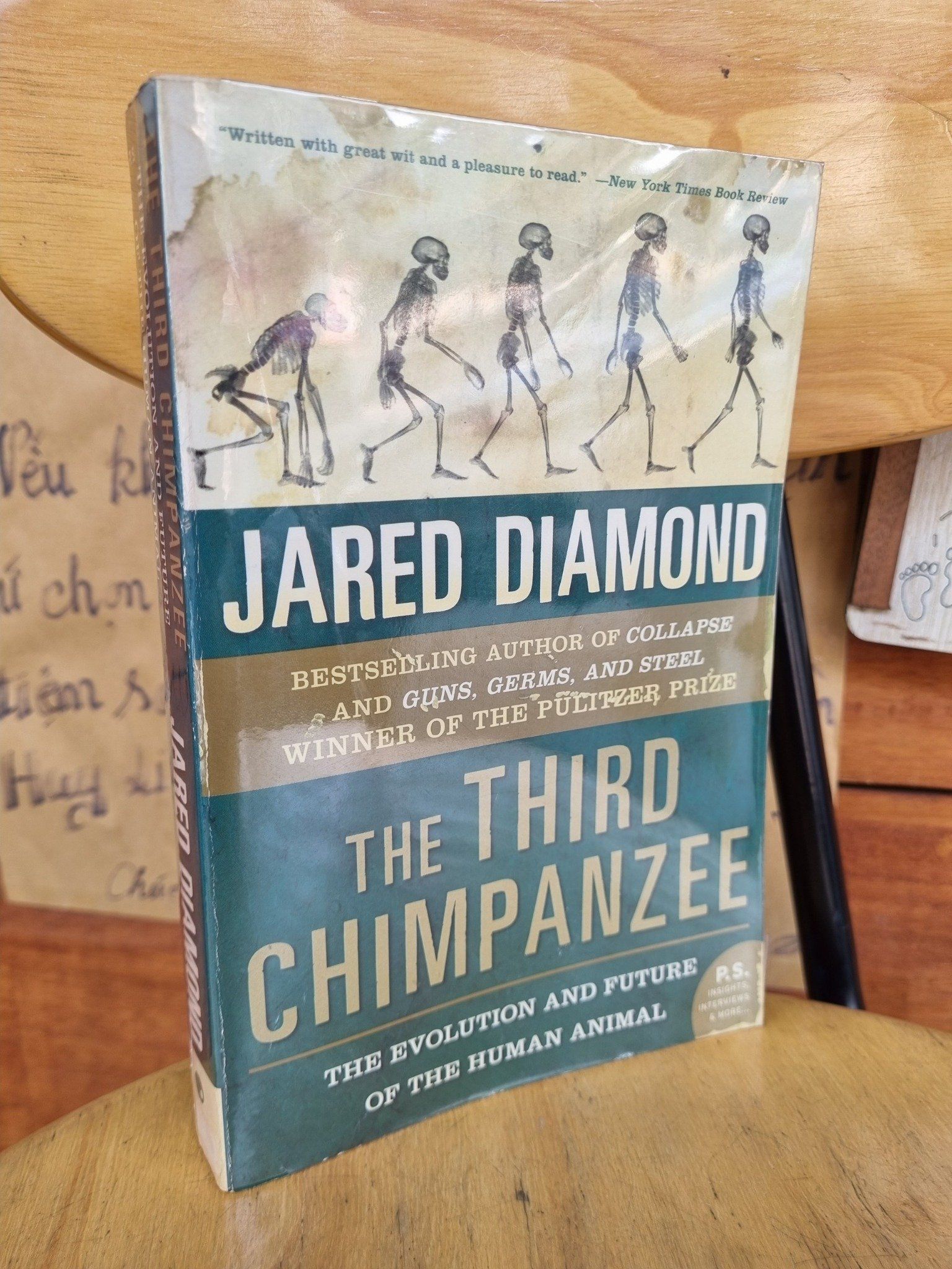 THE THIRD CHIMPANZEE - THE EVOLUTION AND FUTURE OF THE HUMAN ANIMAL - – Momo Bookstore