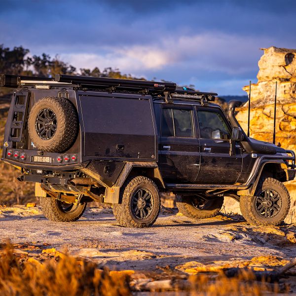 Bạt tăng có đèn màu đen ARB ALUM AWNING W/LIGHT 2500 BLK 814412 – campstore