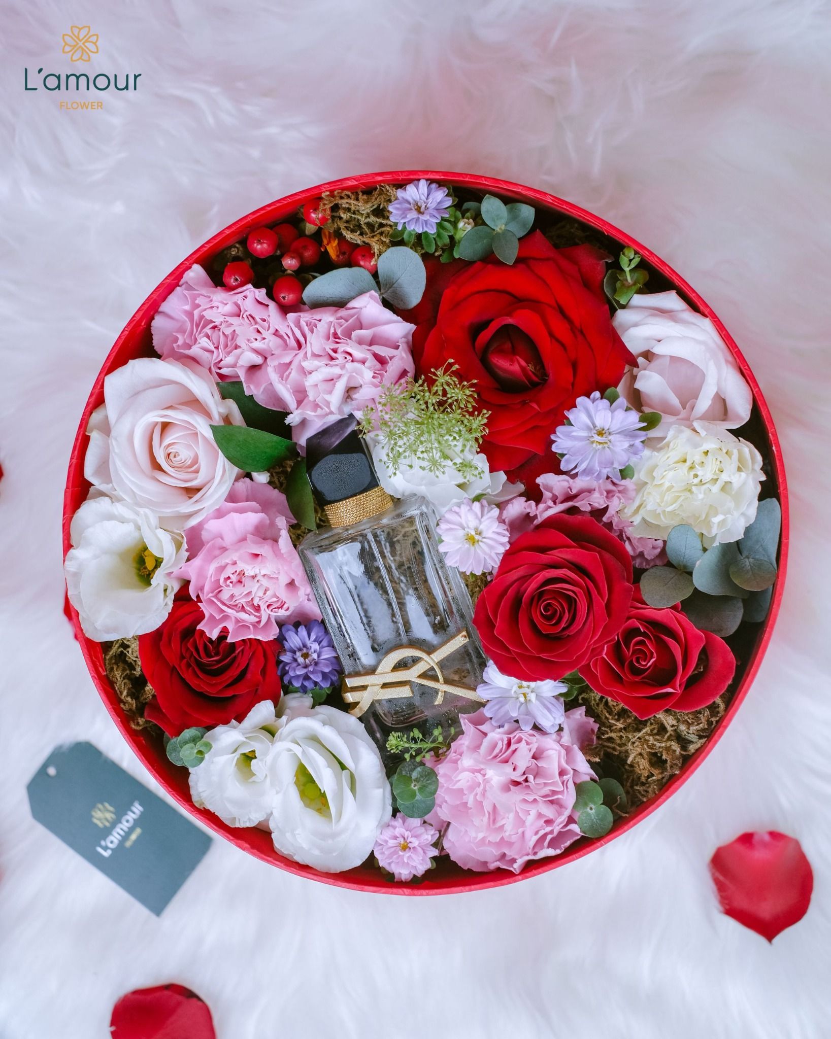 Hộp hoa 035 – L'AMOUR FLOWER