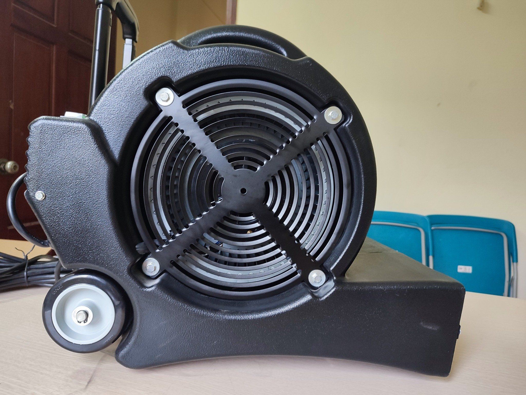 Quạt thổi khô thảm sàn bằng khí nóng Gomek GM-29 – Gomek.com.vn