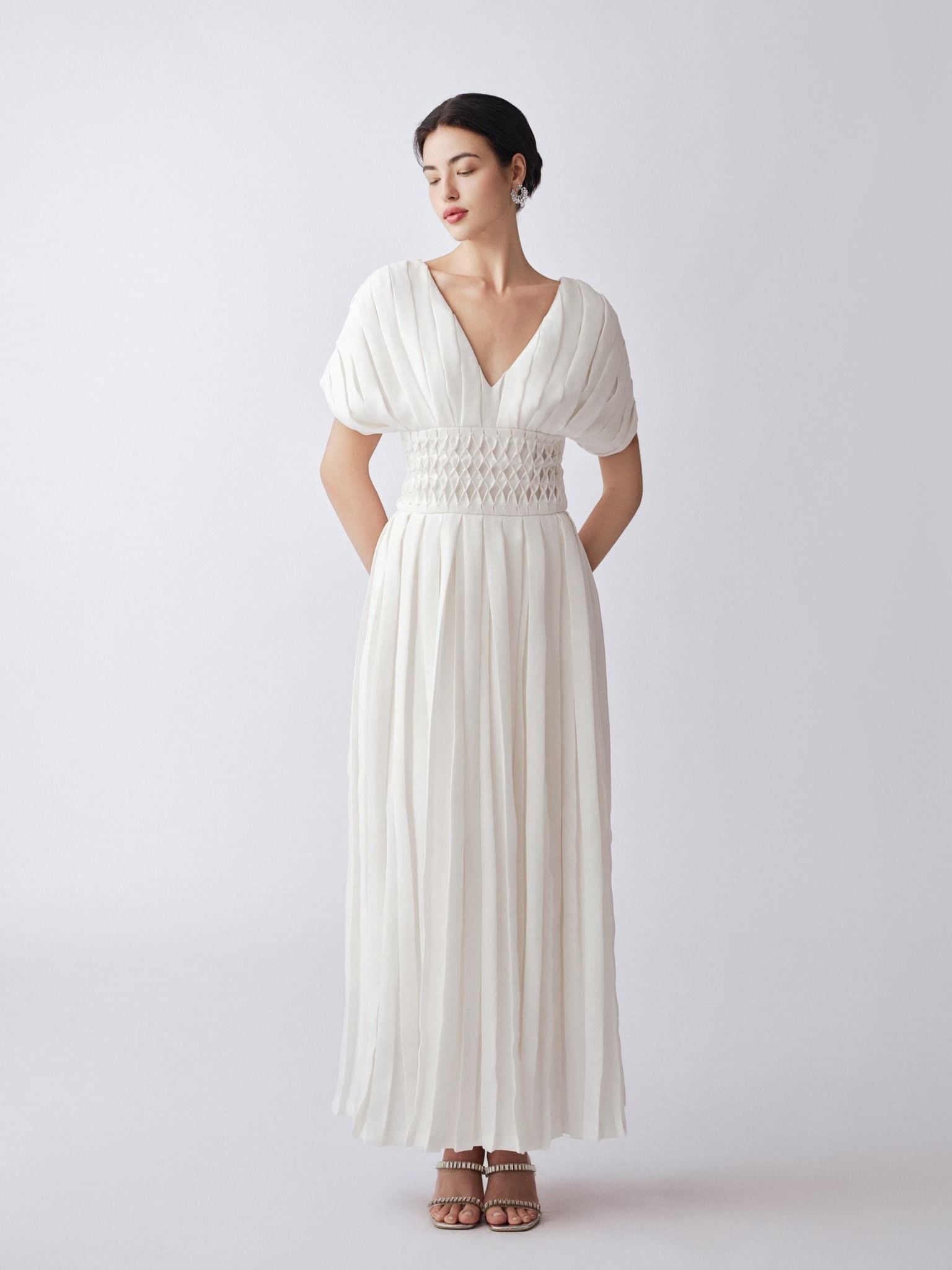 EIRA SMOCKING DRESS – THE SOUL