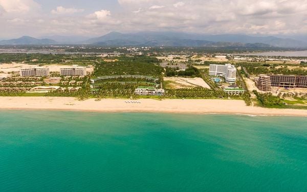 Selectum Noa Resort Cam Ranh – Joy's Holiday
