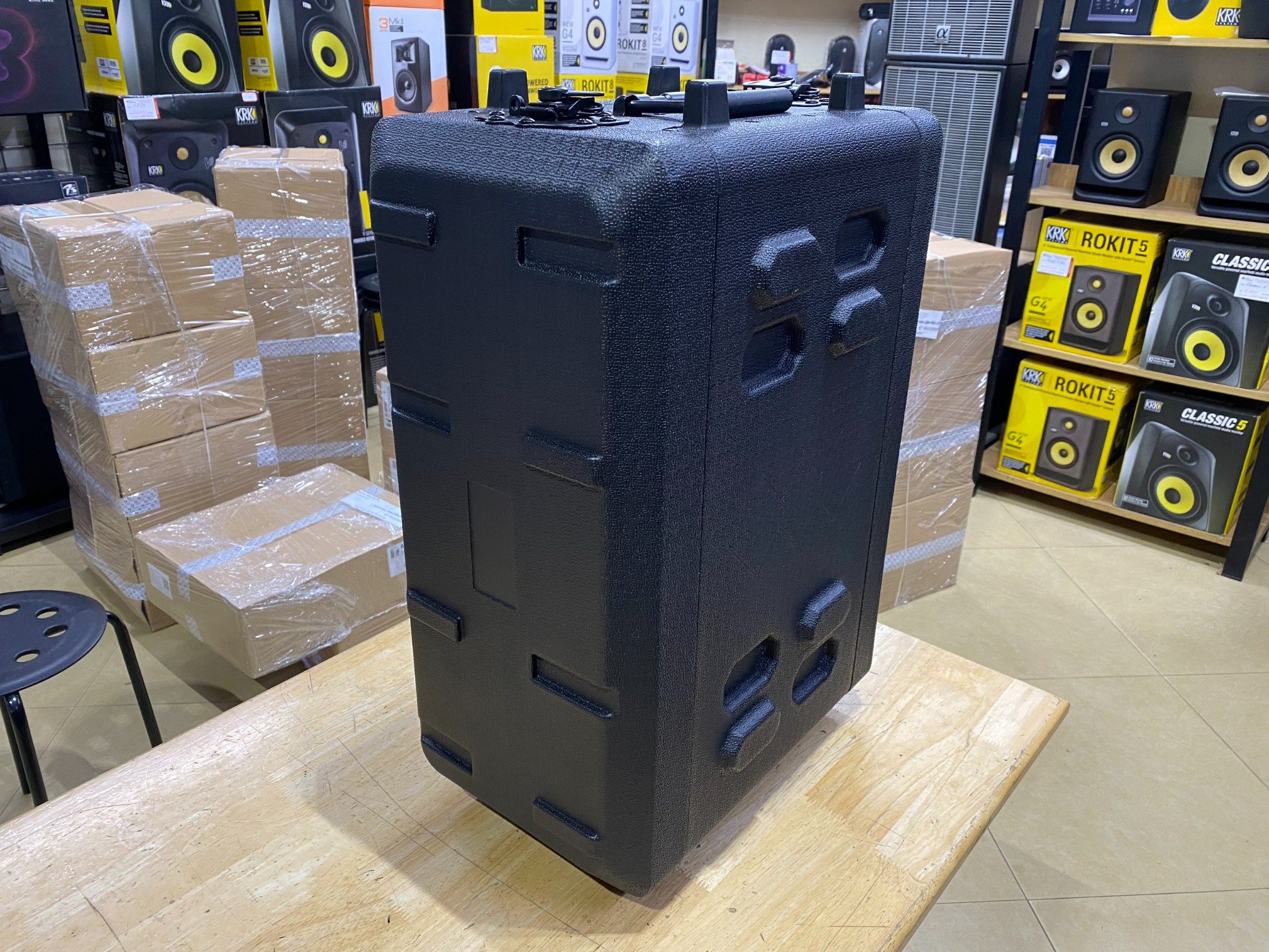 Thủ thiết bị 4U 260 – nhacvietdts