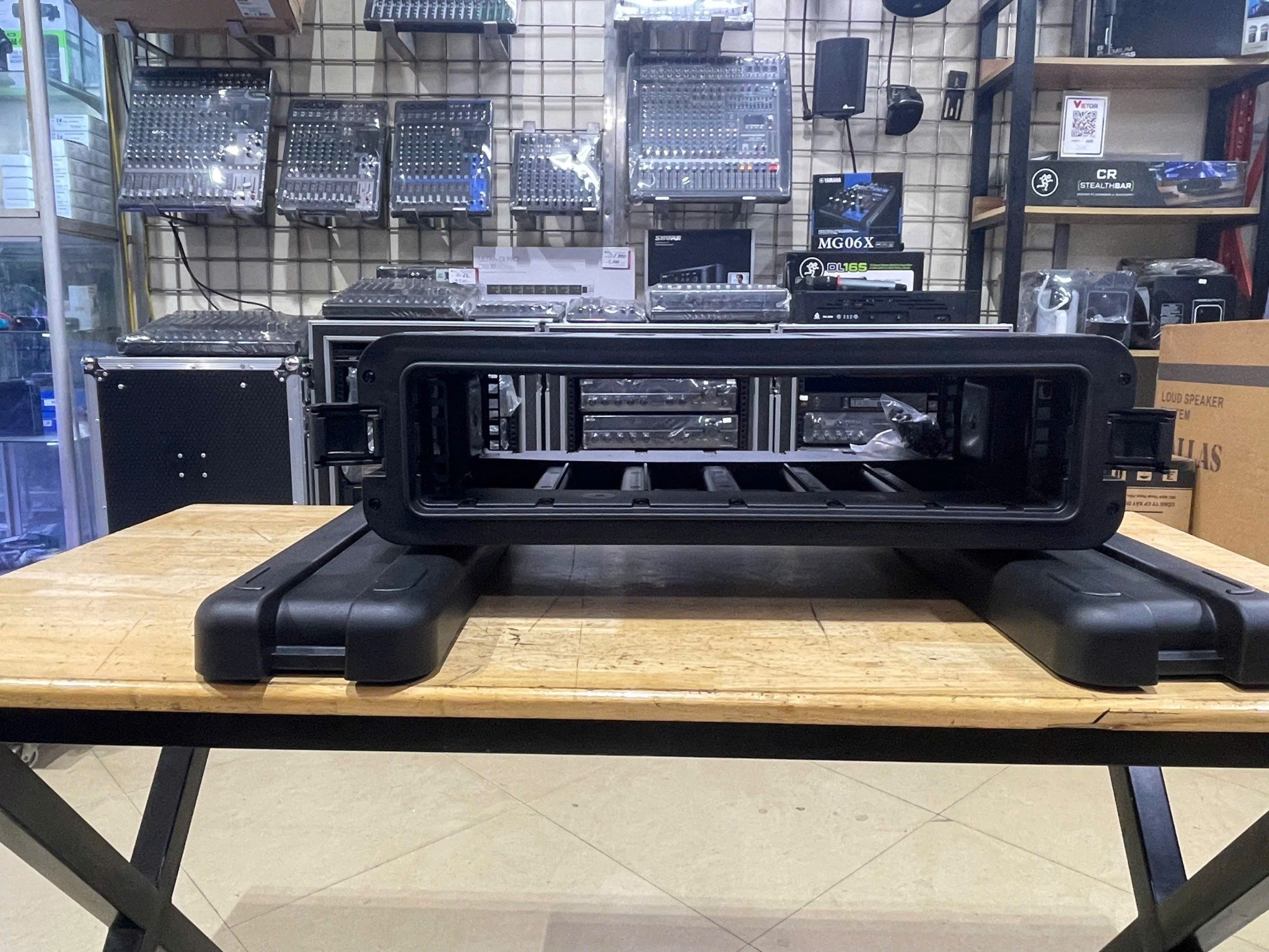 Tủ thiết bị 2U-300 – nhacvietdts