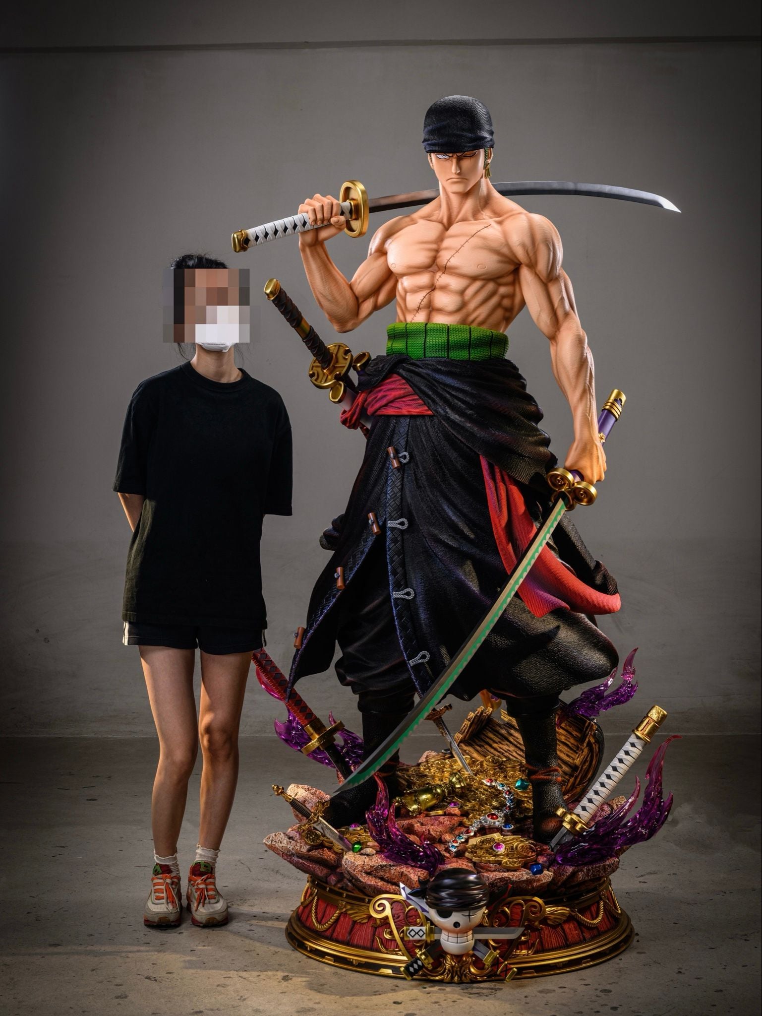 Roronoa Zoro Life Size - One Piece - LX Studio – NZ Toys