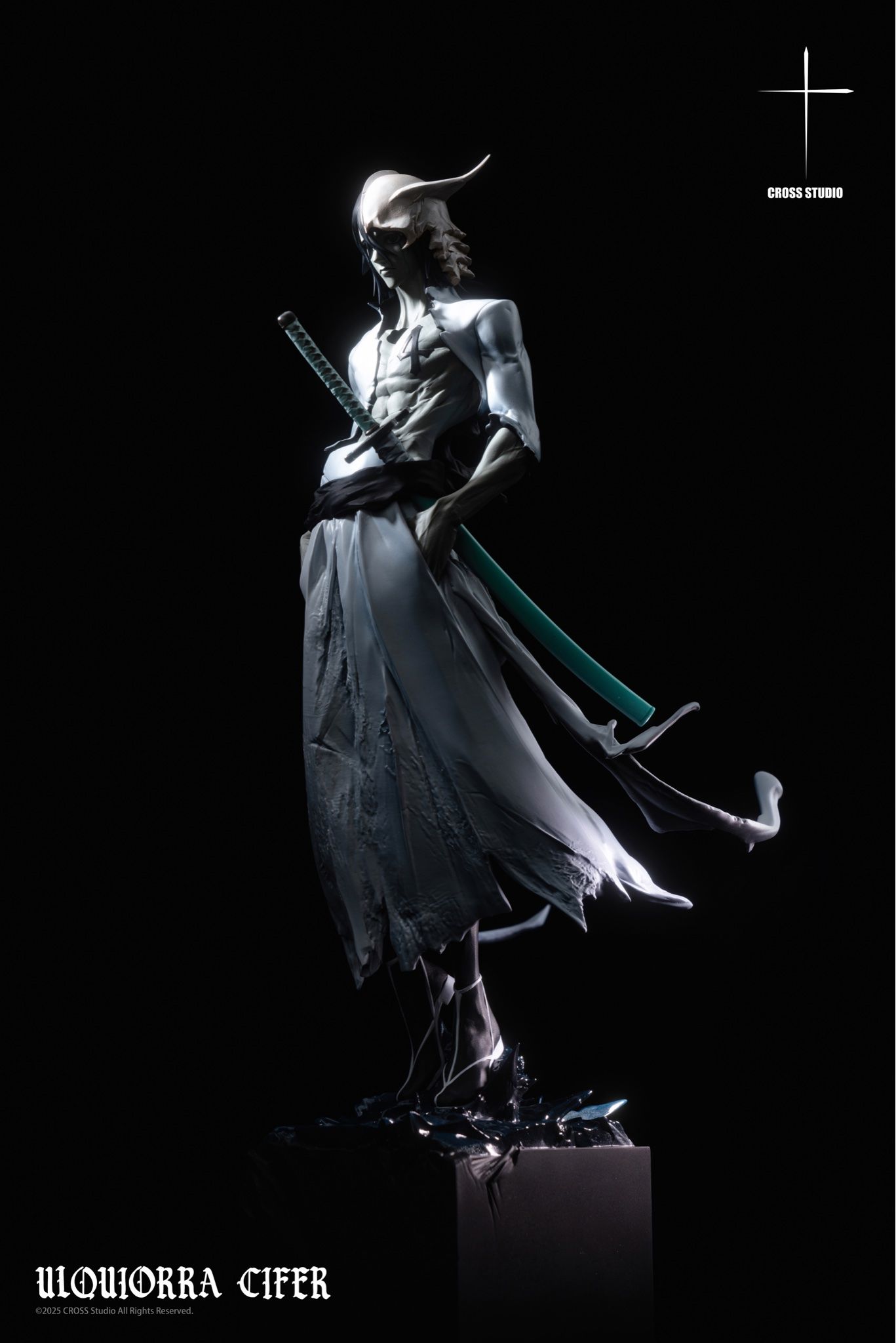 Ulquiorra Cifer - Bleach - Cross Studio – NZ Toys