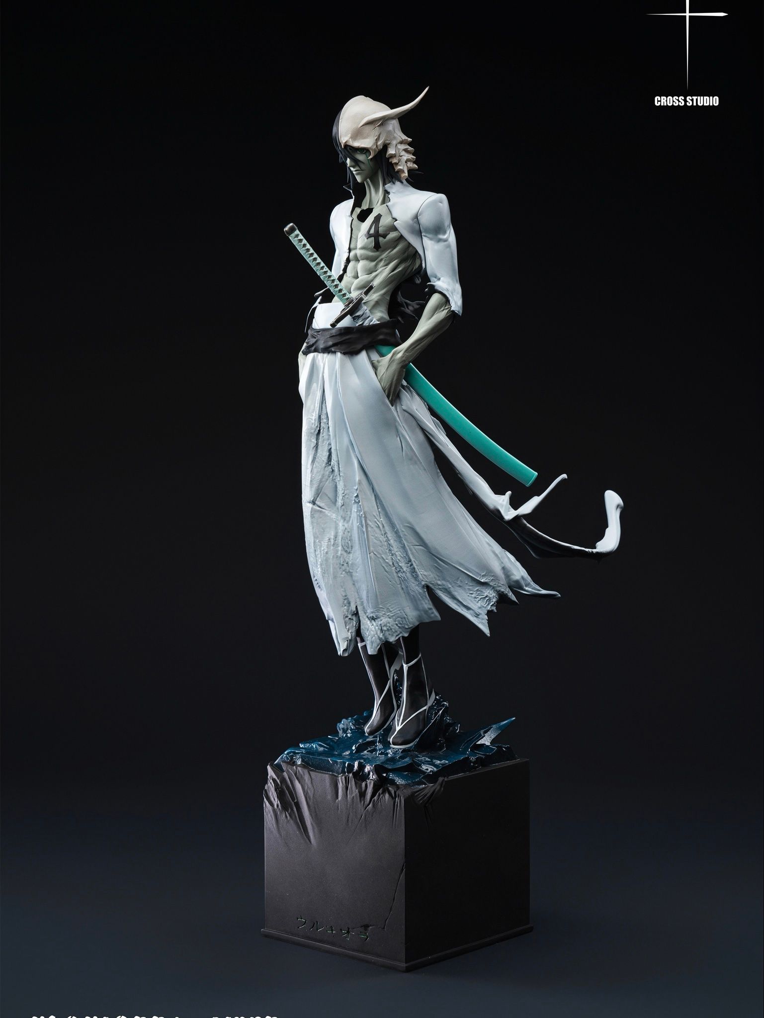Ulquiorra Cifer - Bleach - Cross Studio – NZ Toys
