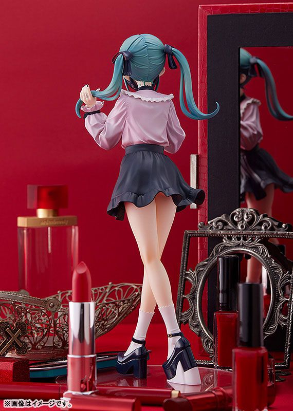 Hatsune Miku Vampire ver – NZ Toys