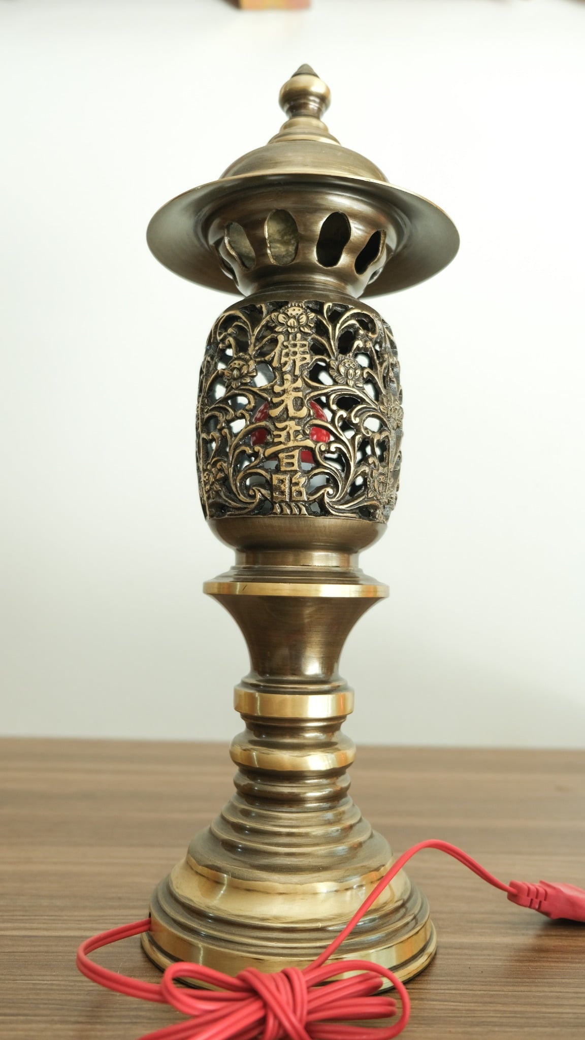 Phụ Kiện Đồng Vàng - Đèn Sen Dứa 43- 2CN – Xưởng đồng Đông Sơn