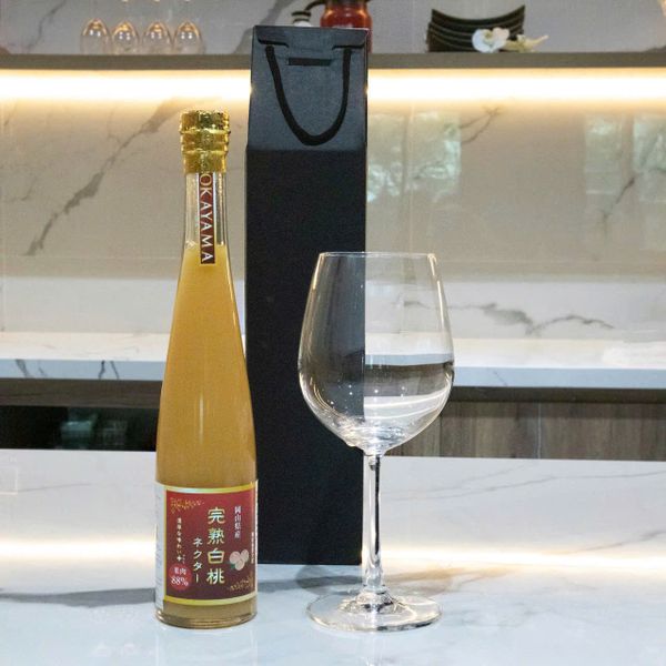 Nước ép Nectar Đào Nhật Bản 370ml - Hương Vị Tự Nhiên Từ Okayama