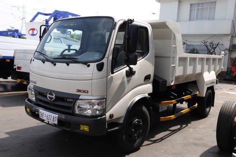 Hino Dump Truck