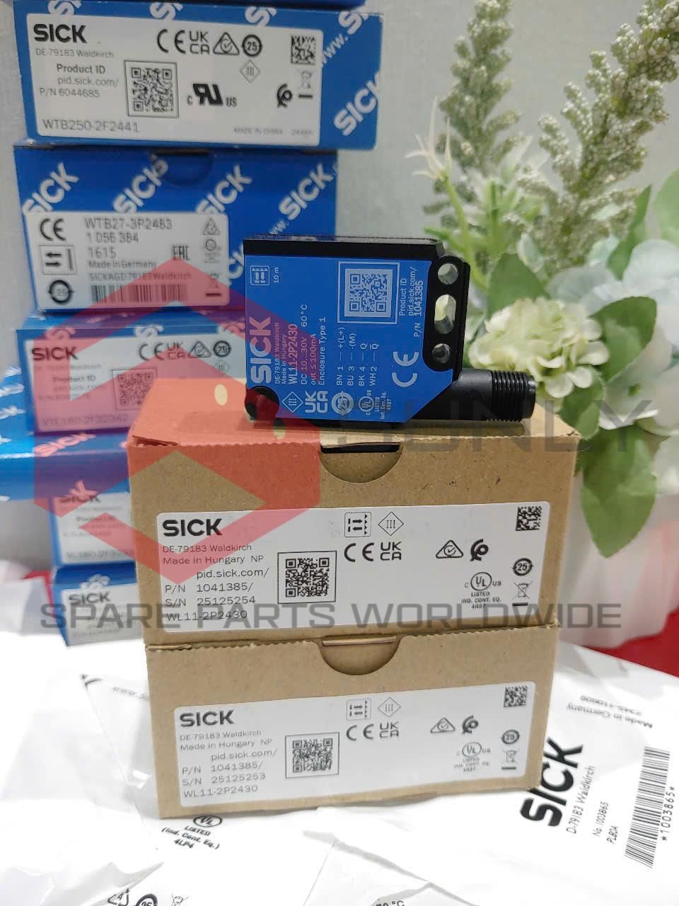 WL11-2P2430 1041385 | Cảm biến quang Sick WL11-2P2430 – 1041385 – SUNLY INDUSTRY