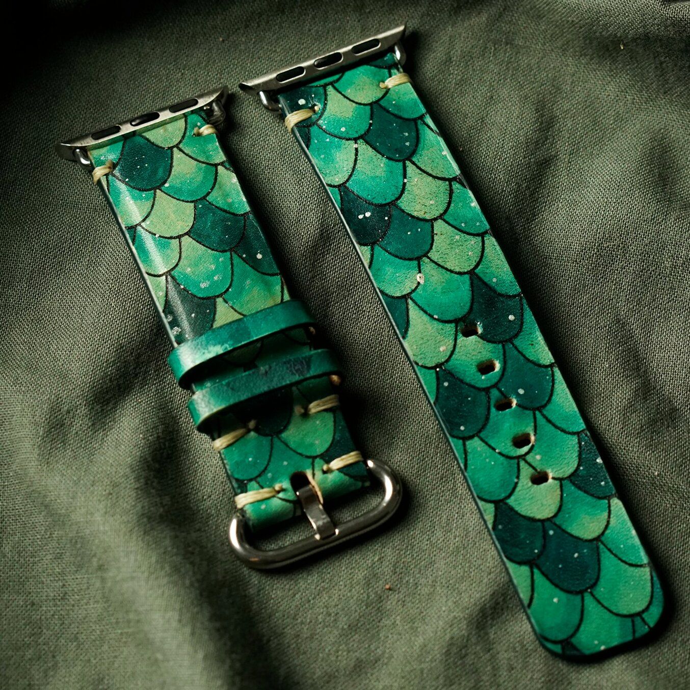 DÂY ĐỒNG HỒ: SCALES - DÂY DA VẼ TAY APPLE WATCH/ CLASSIC WATCH – Đỏ Art