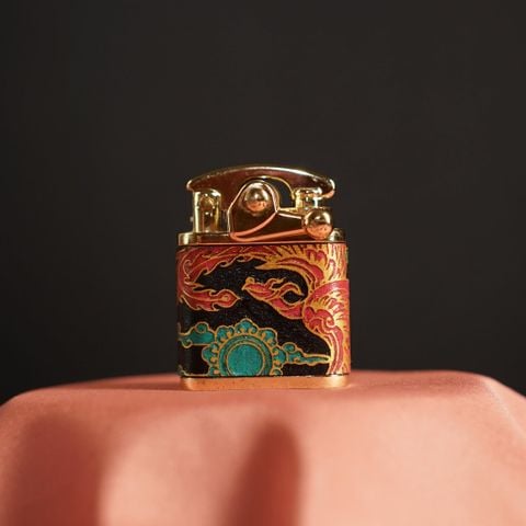 Bật Lửa Đỏ – Đỏ Art
