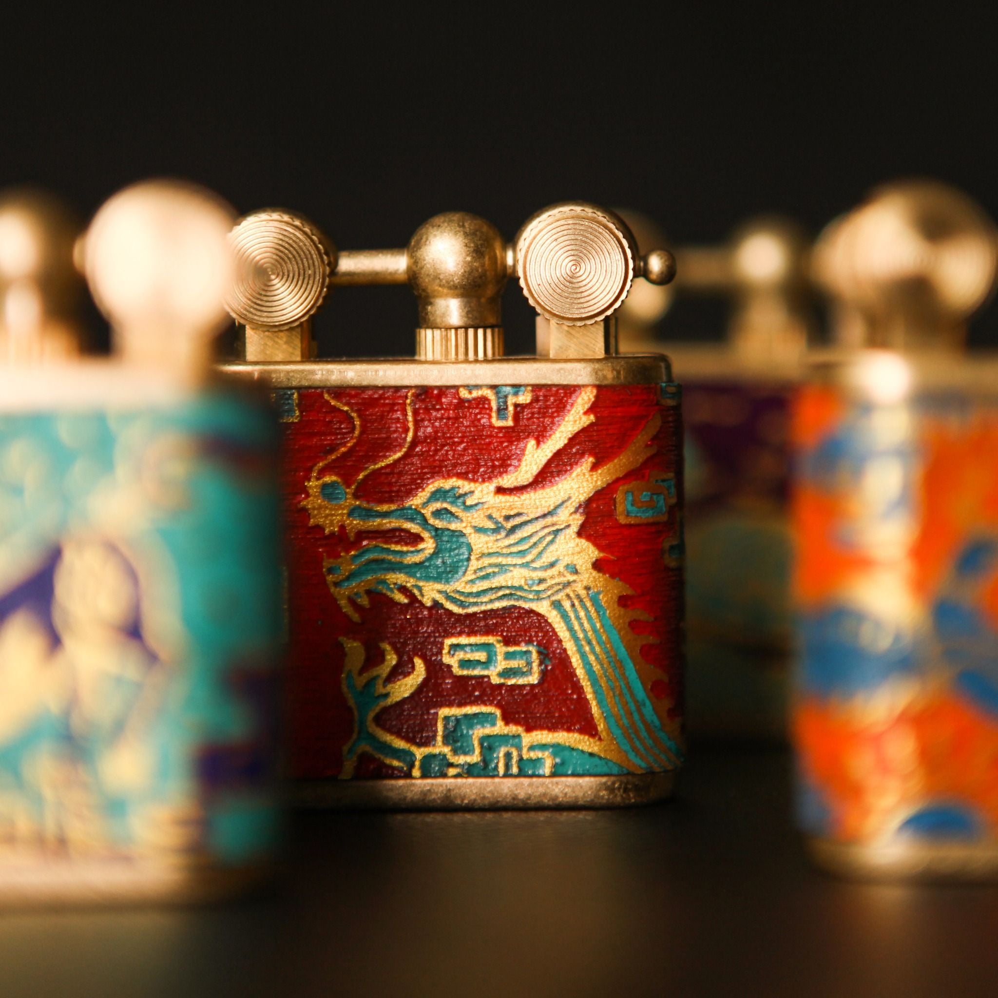 BẬT LỬA LONG – Đỏ Art