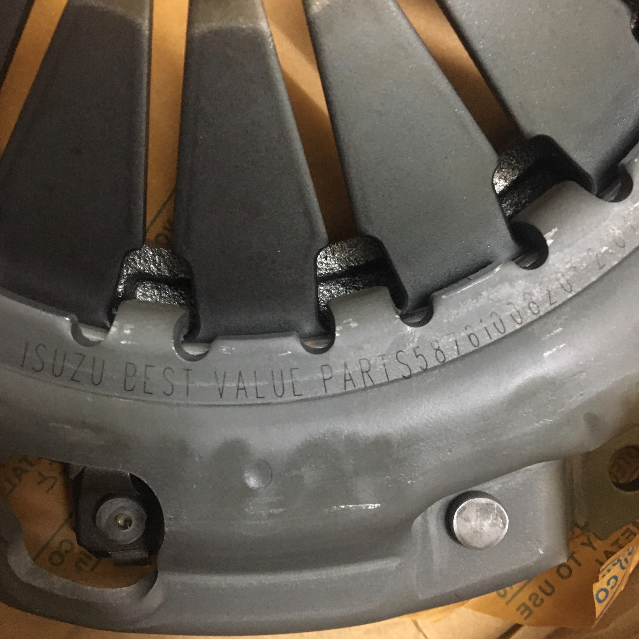 Bàn ép Isuzu Dmax 2013 sịn mã 5876100820 – Parts Viet Nam - Order Phụ ...