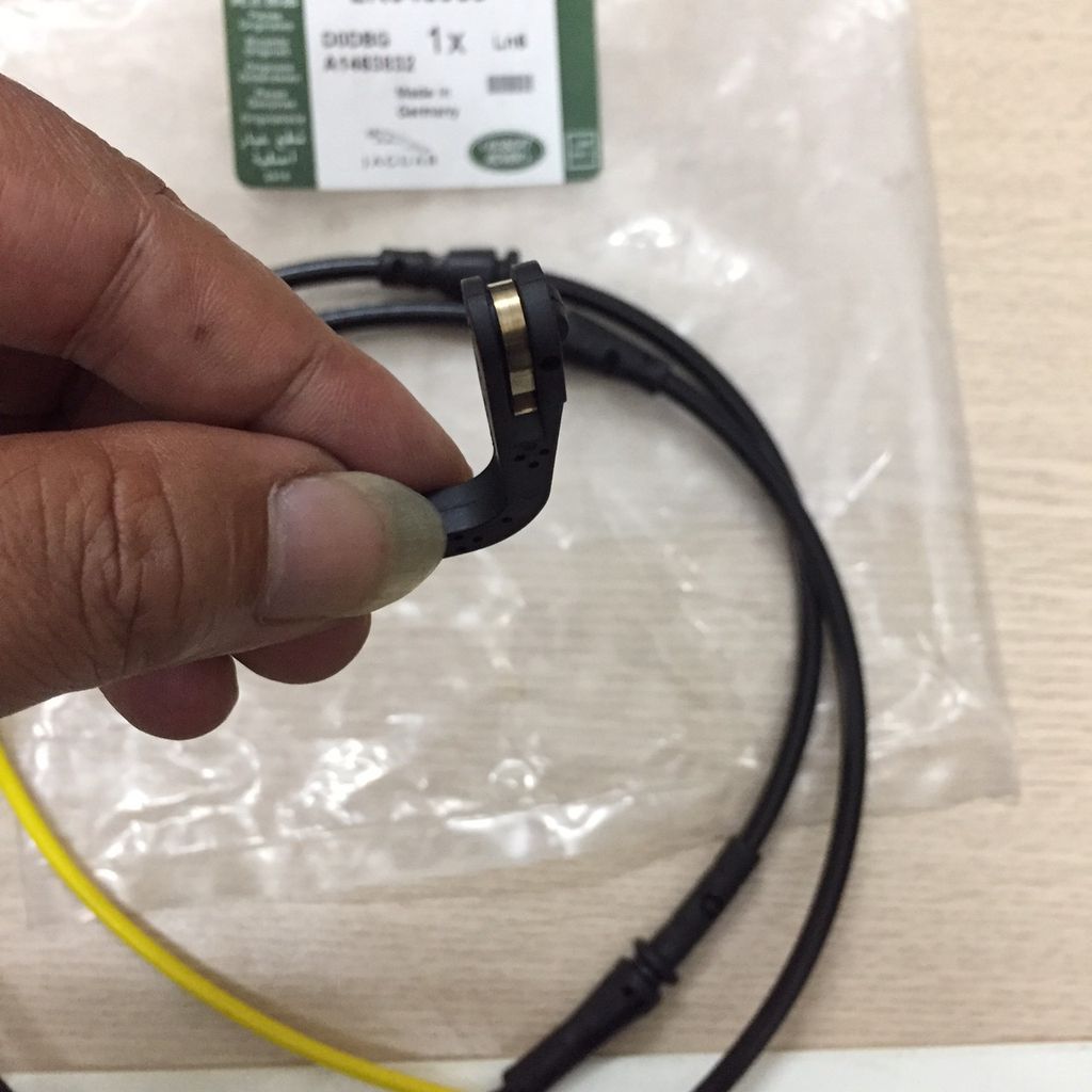 CẢM BIẾN BÁO MÒN PHANH RANGE ROVER ĐỜI 2013 LR045959 – Parts Viet Nam ...