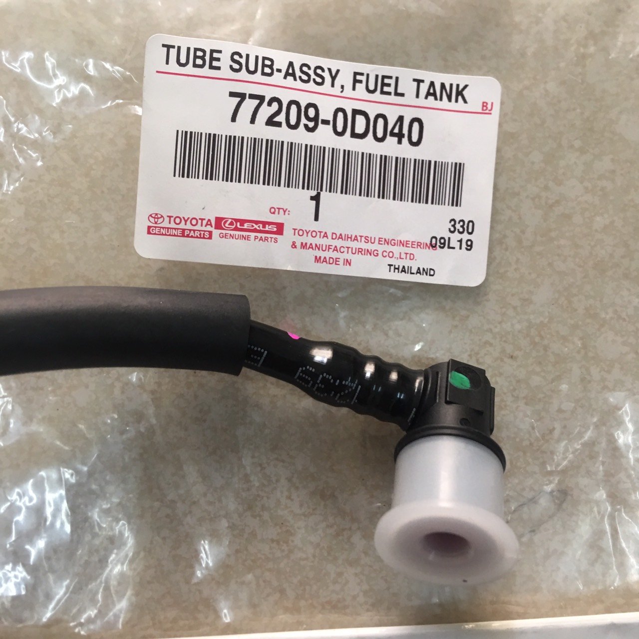 TUY Ô XĂNG VIOS ĐỜI 2010 77209-0D040, 772090D040 – Parts Viet Nam - Order Phụ Tùng Ô Tô Quốc Tế