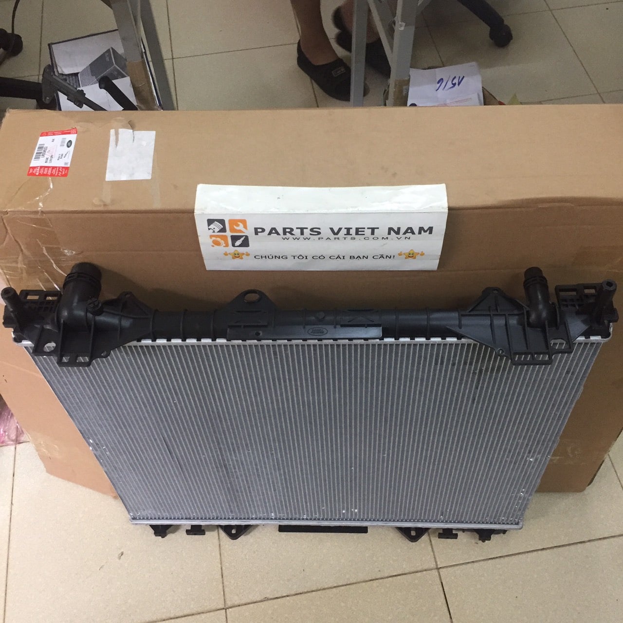 KÉT NƯỚC RANGE ROVER LR034553 – Parts Viet Nam - Order Phụ Tùng Ô Tô ...