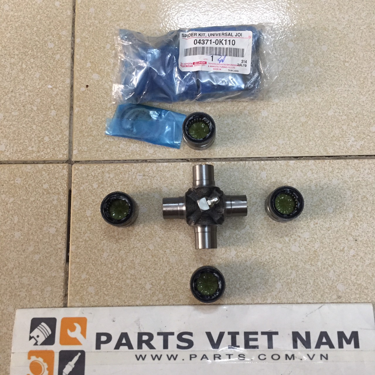 BI CÁC ĐĂNG CẦU SAU TOYOTA HILUX ĐỜI 2010 2 CẦU 043710K060, 043710K110 ...