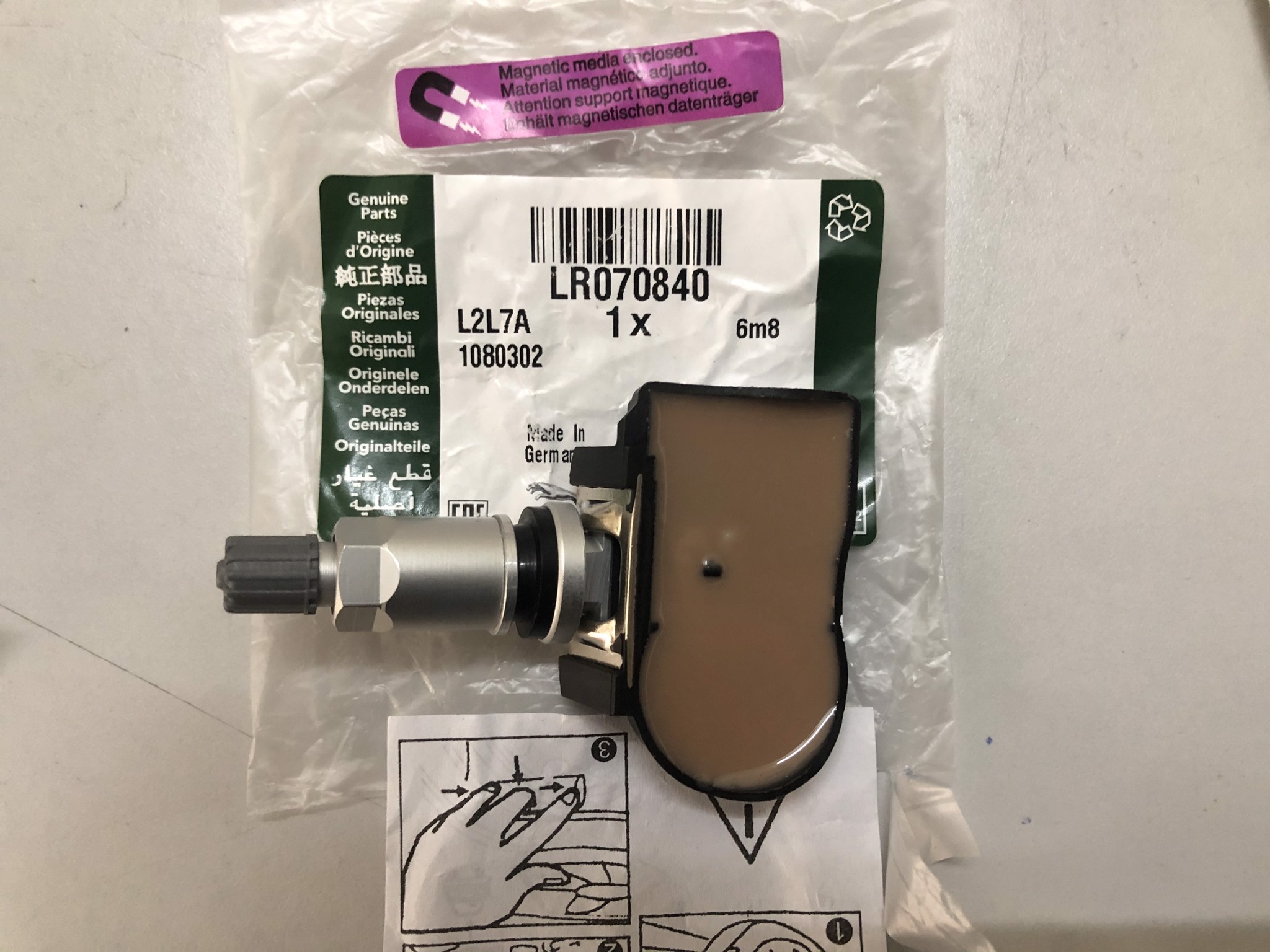 CẢM BIẾN ÁP SUẤT LỐP RANGE ROVER LR070840 – Parts Viet Nam - Order Phụ ...