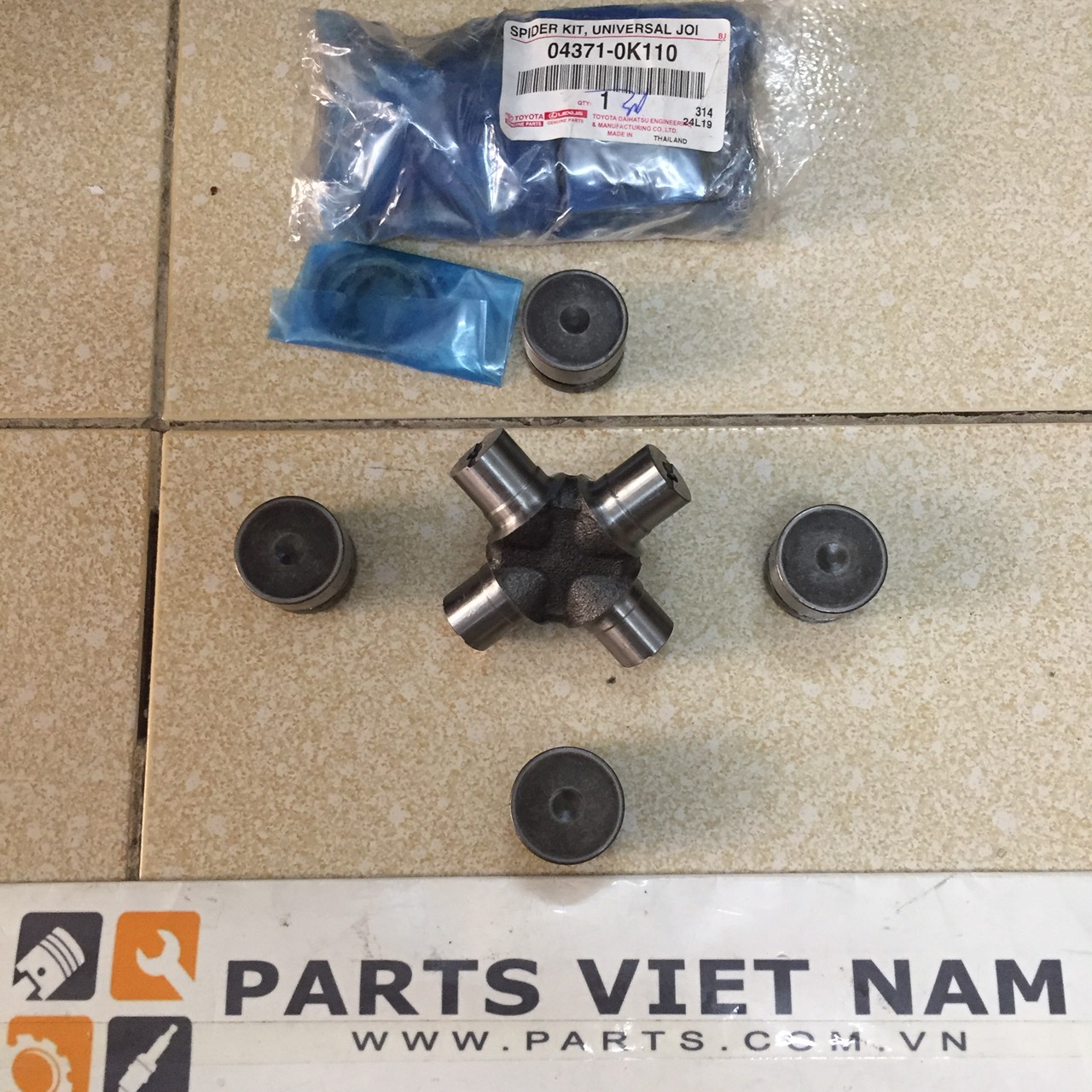 BI CÁC ĐĂNG CẦU SAU TOYOTA HILUX ĐỜI 2010 2 CẦU 043710K060, 043710K110 ...