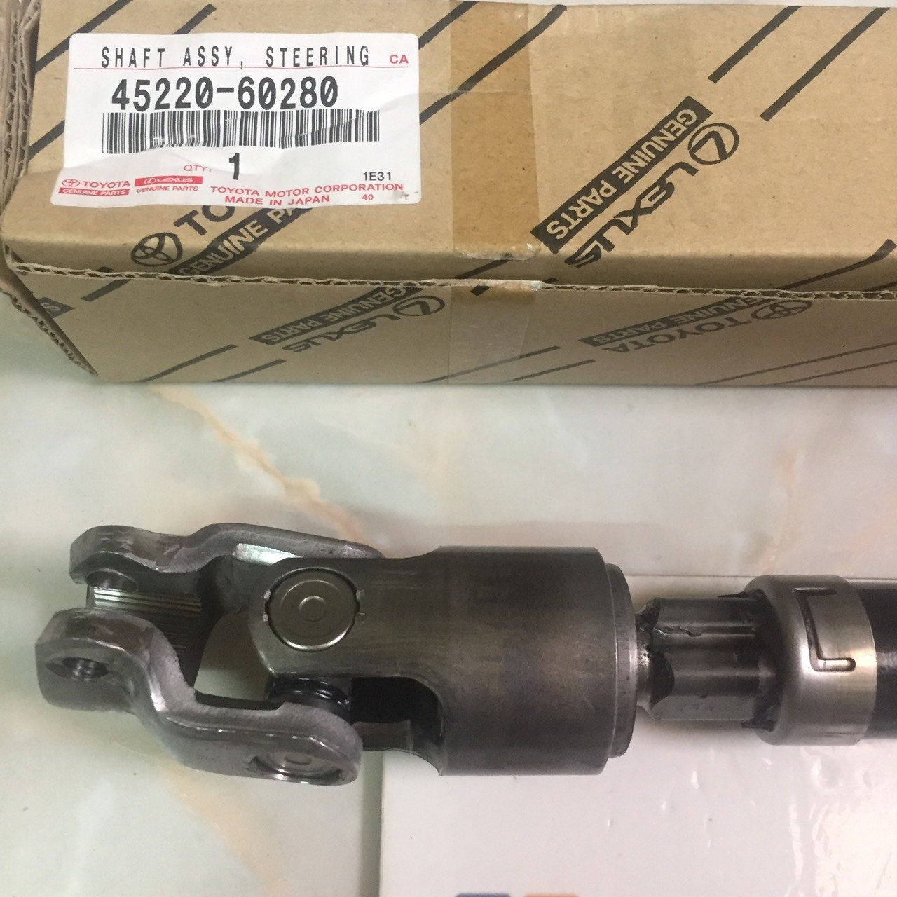 Khớp lái (trục)các đăng đoạn trên Toyota Highlander mã 45220-60280 ...