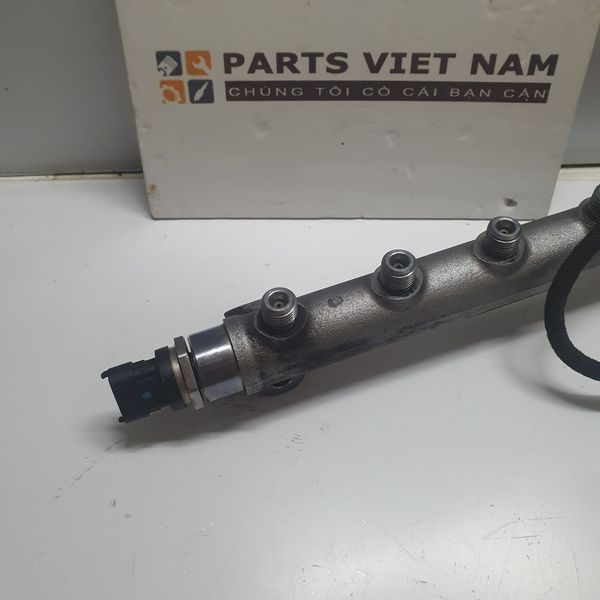 Thanh nhiên liệu Santafe New D4EA tháo xe 3140027400 – Parts Viet Nam ...