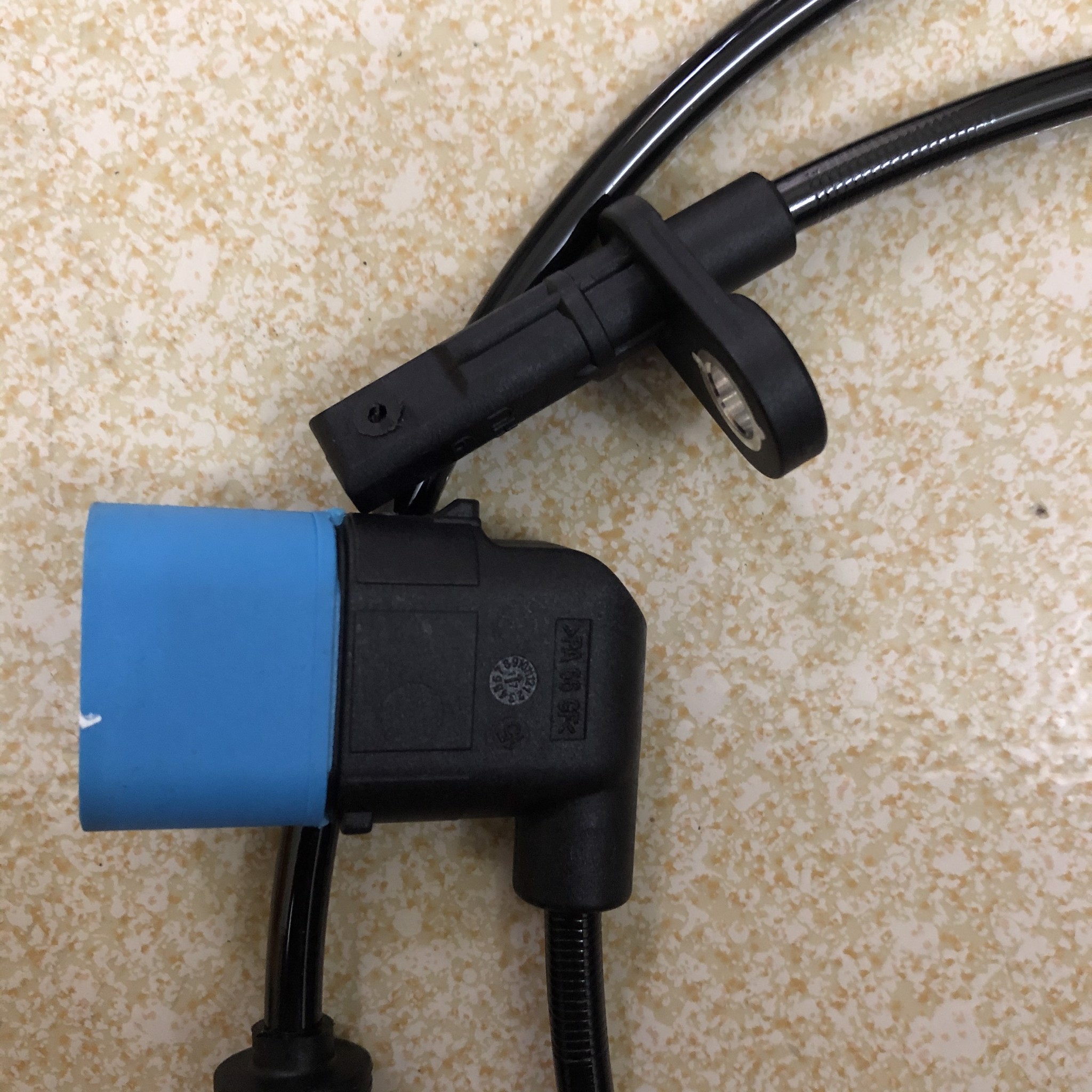 CẢM BIẾN ABS SAU MERCEDES ML350 2469059402 – Parts Viet Nam - Order Phụ ...