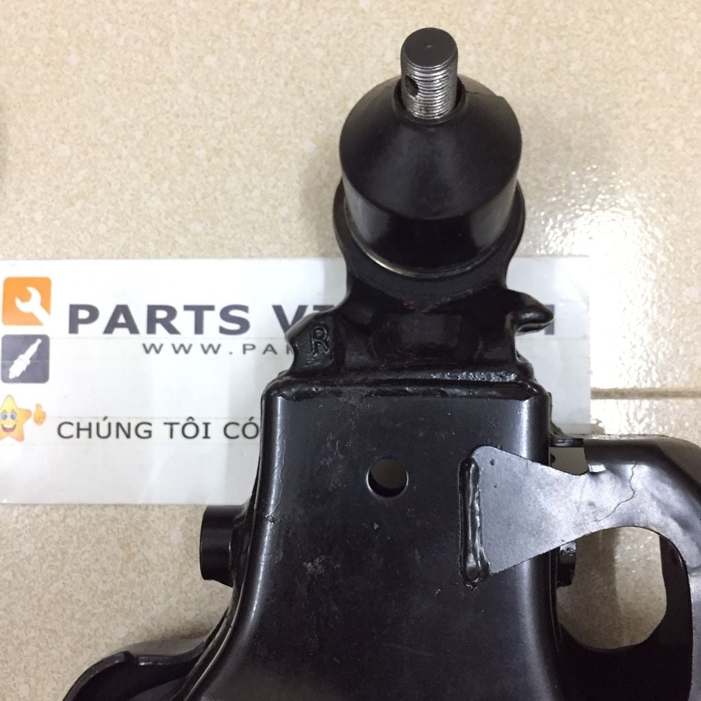 CÀNG A DƯỚI LH & RH TOYOTA LAND CRUISER ĐỜI 2010 48068-60030, 48069-60 ...