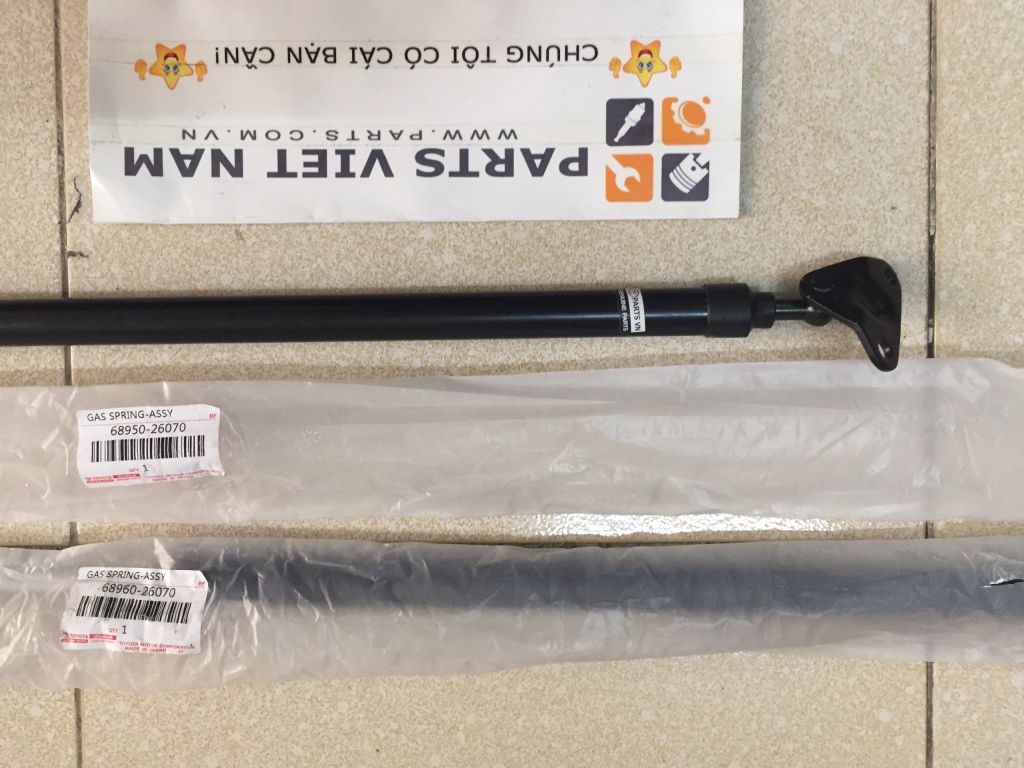 TY CHỐNG CỐP SAU TOYOTA HIACE ĐỜI 2013 68950-26070, 6895026070 – Parts ...
