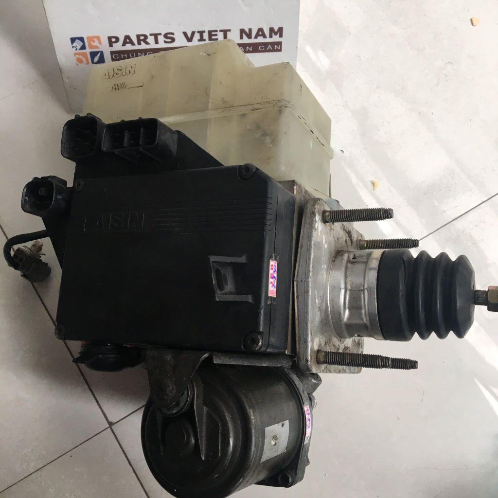 Cụm phanh Abs Toyota Land Cruiser FZJ100 tháo xe – Parts Viet Nam ...