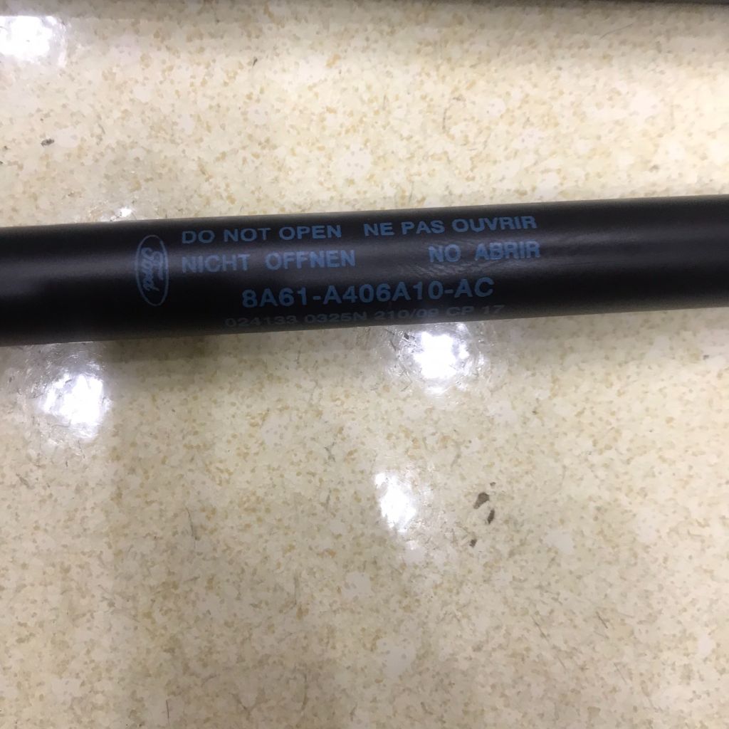 Ty chống cốp sau Ford Fiesta Hatback 2011-2017 hàng Ford 8A61A406A10AC ...