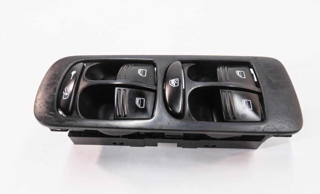 Công tắc lên xuống kính trước lái Porsche Porsche Cayenne 955, 957 đời ...