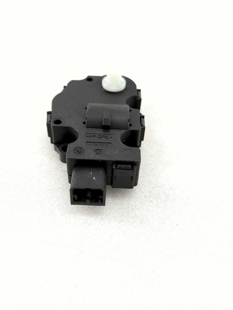 Mô tơ chia gió điều hòa Discovery Sport và Range Rover Evoque 2016 đến ...