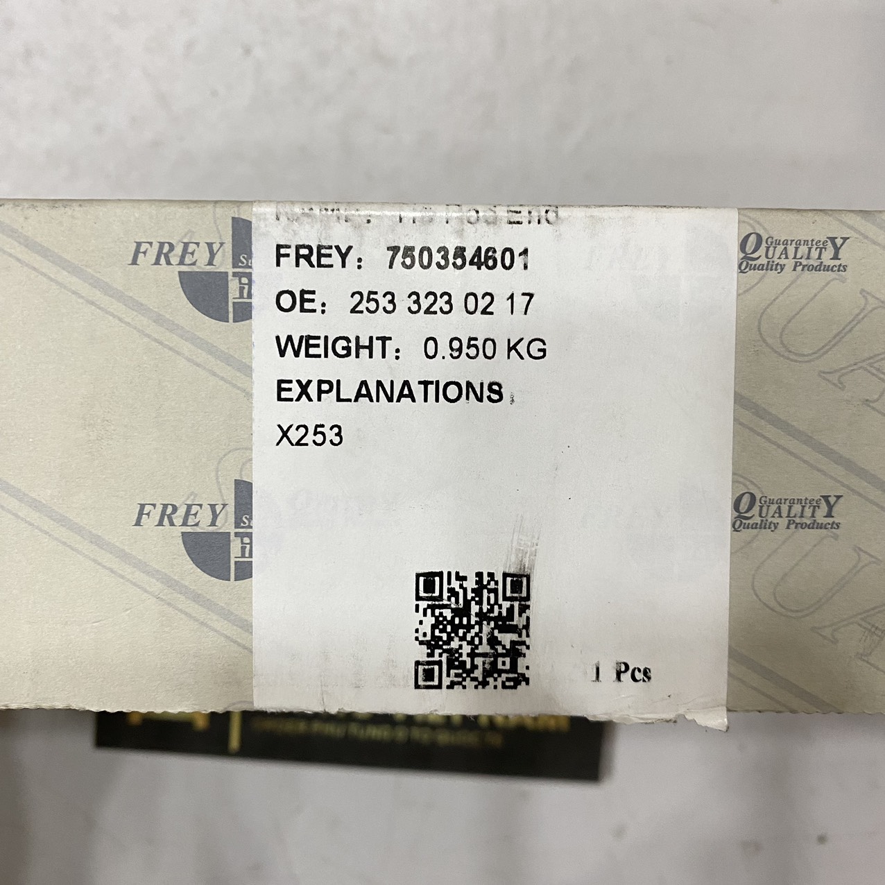 Rô tuyn cân bằng trước Mercedes W253 GLC 300, GLC 350, 2533230217, 25 ...