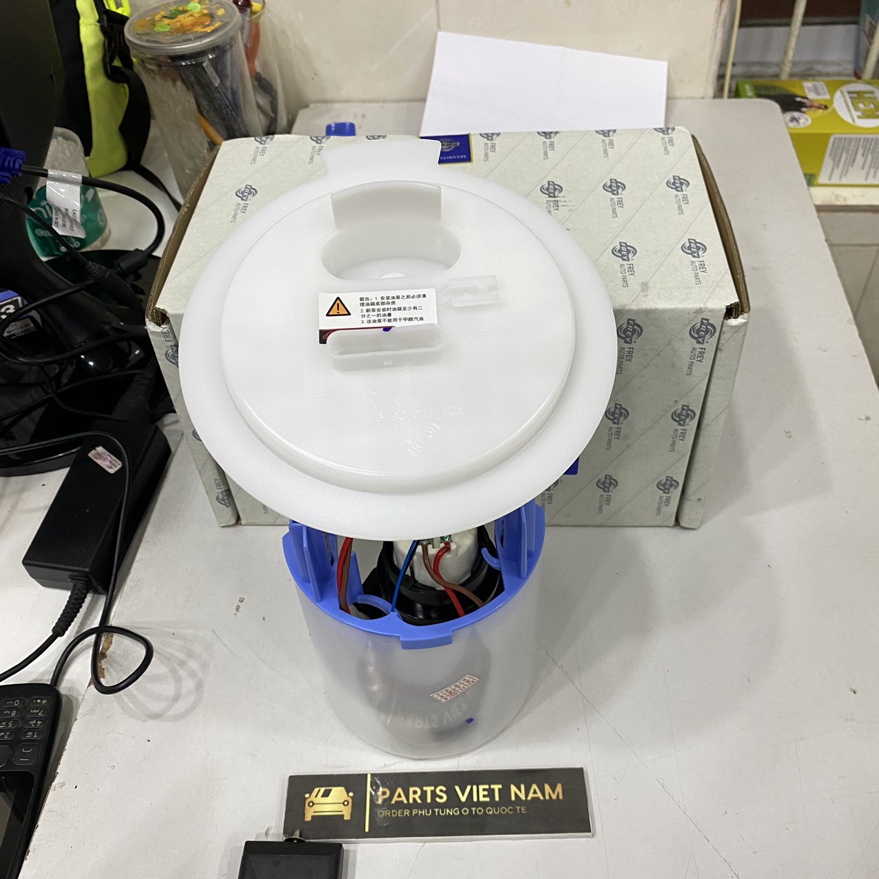 Cụm bơm xăng Mercedes W204, W203, W213, W246, W211 W212, C200, C300, C ...