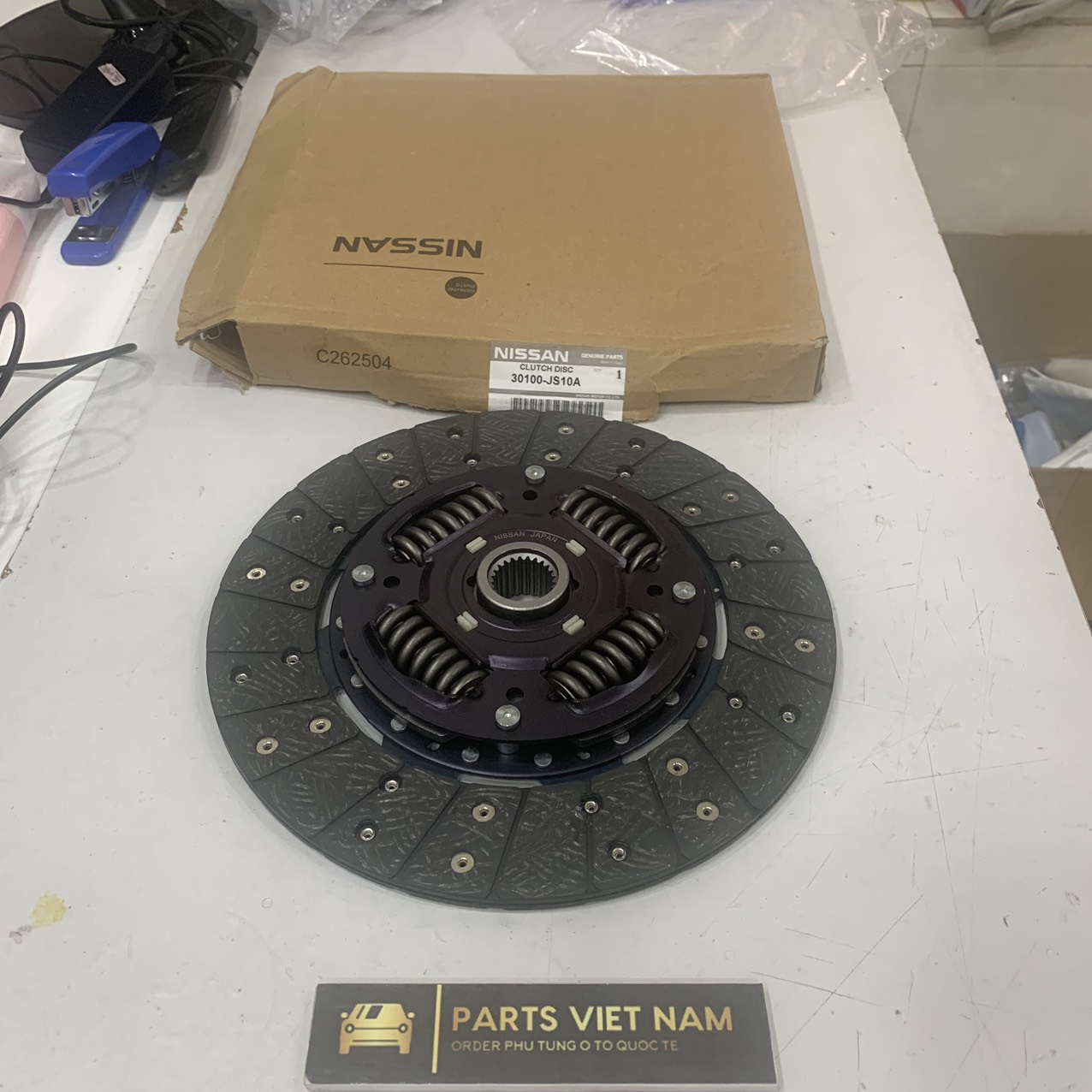 Lá côn Nissan Navara D40 2007 - 2015. Hàng cao cấp. Mã 30100-JS10A, 30 ...