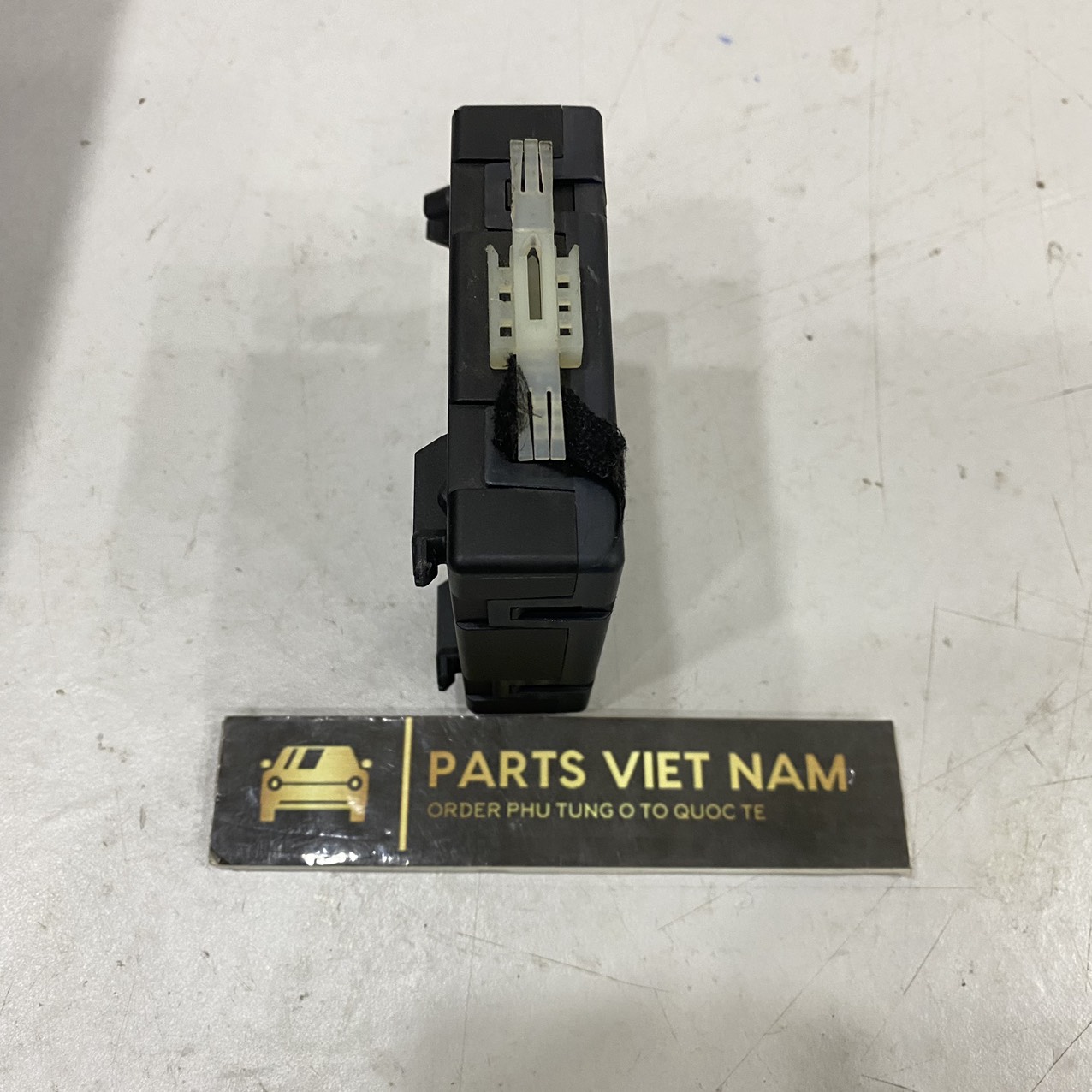 Hộp điều khiển cửa trước lái Mercedes C E Class, W212 W202, W203, W204 ...