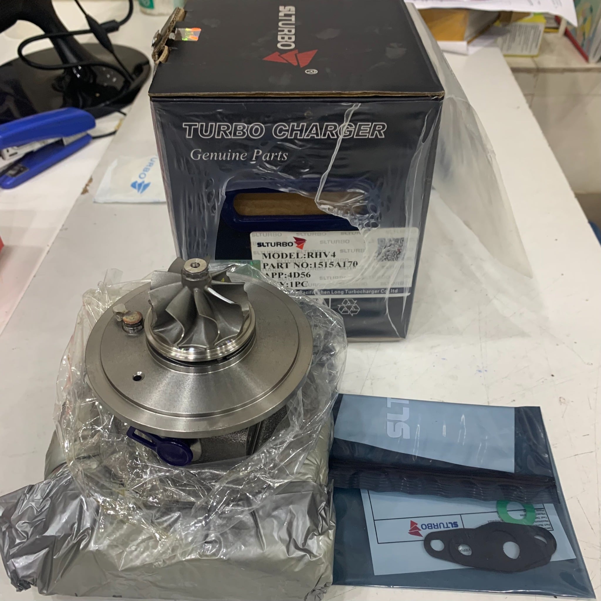 Ruột turbo Mitsubishi Triton động cơ 4D56 đơi 2017 - 2019. Hàng SL Tur ...