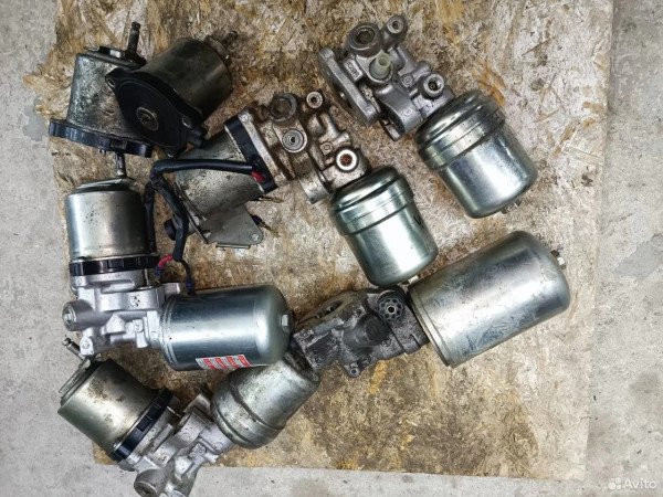 Mô tơ bơm cho cụm tổng phanh Land Cruiser 1GR, 1VD, Prado 2005 - 2015 ...